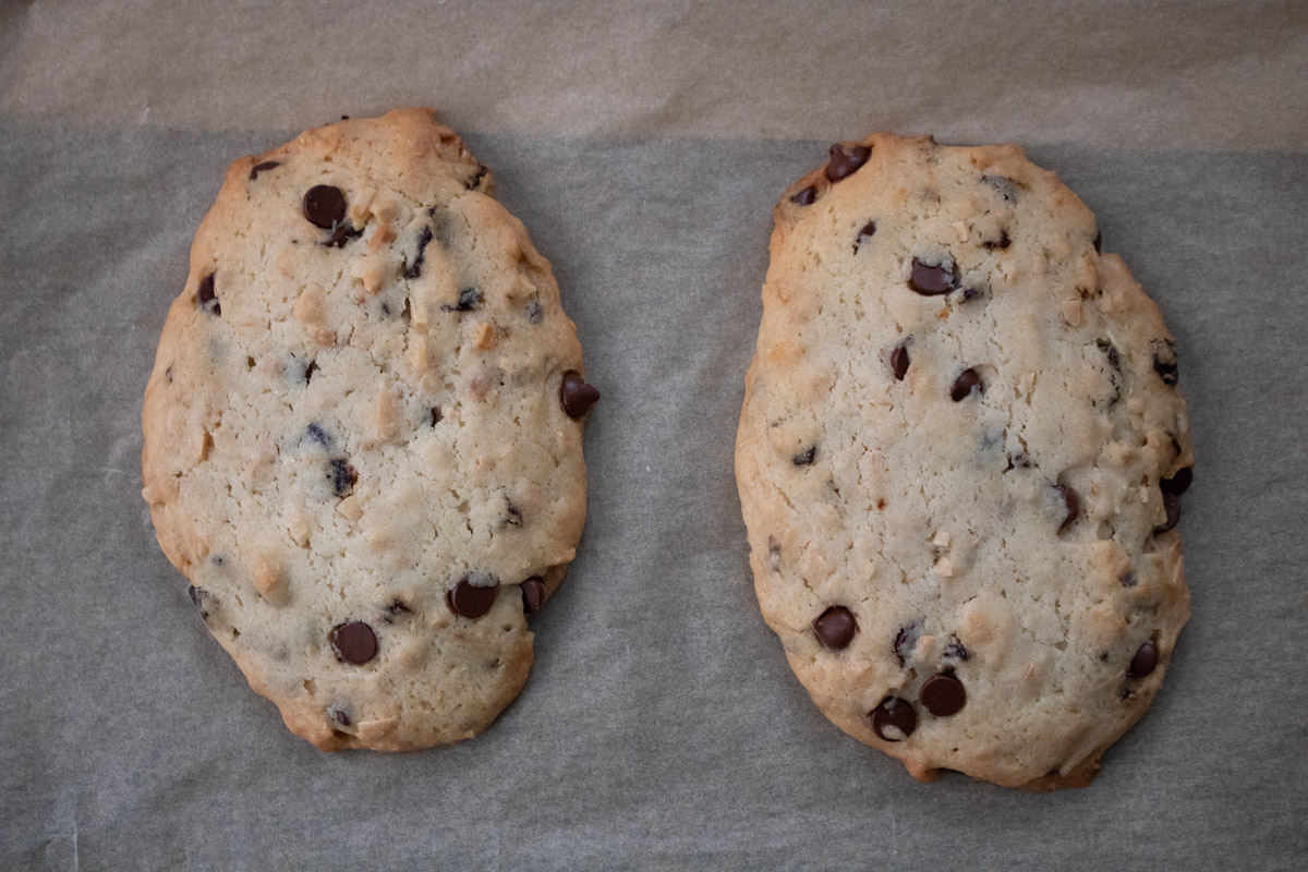 Vegan Cherry Chocolate Mandel Bread - themodernknish.com