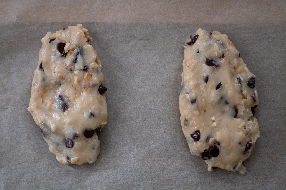 Vegan Cherry Chocolate Mandel Bread - themodernknish.com