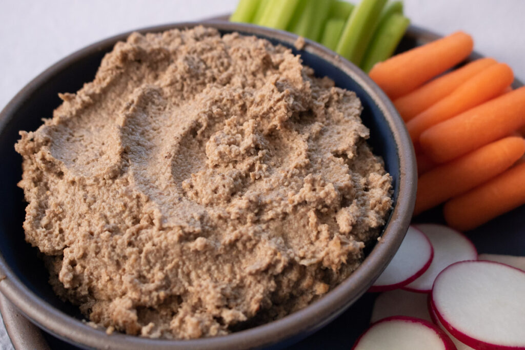 Vegetarian Chopped Liver - themodernknish.com
